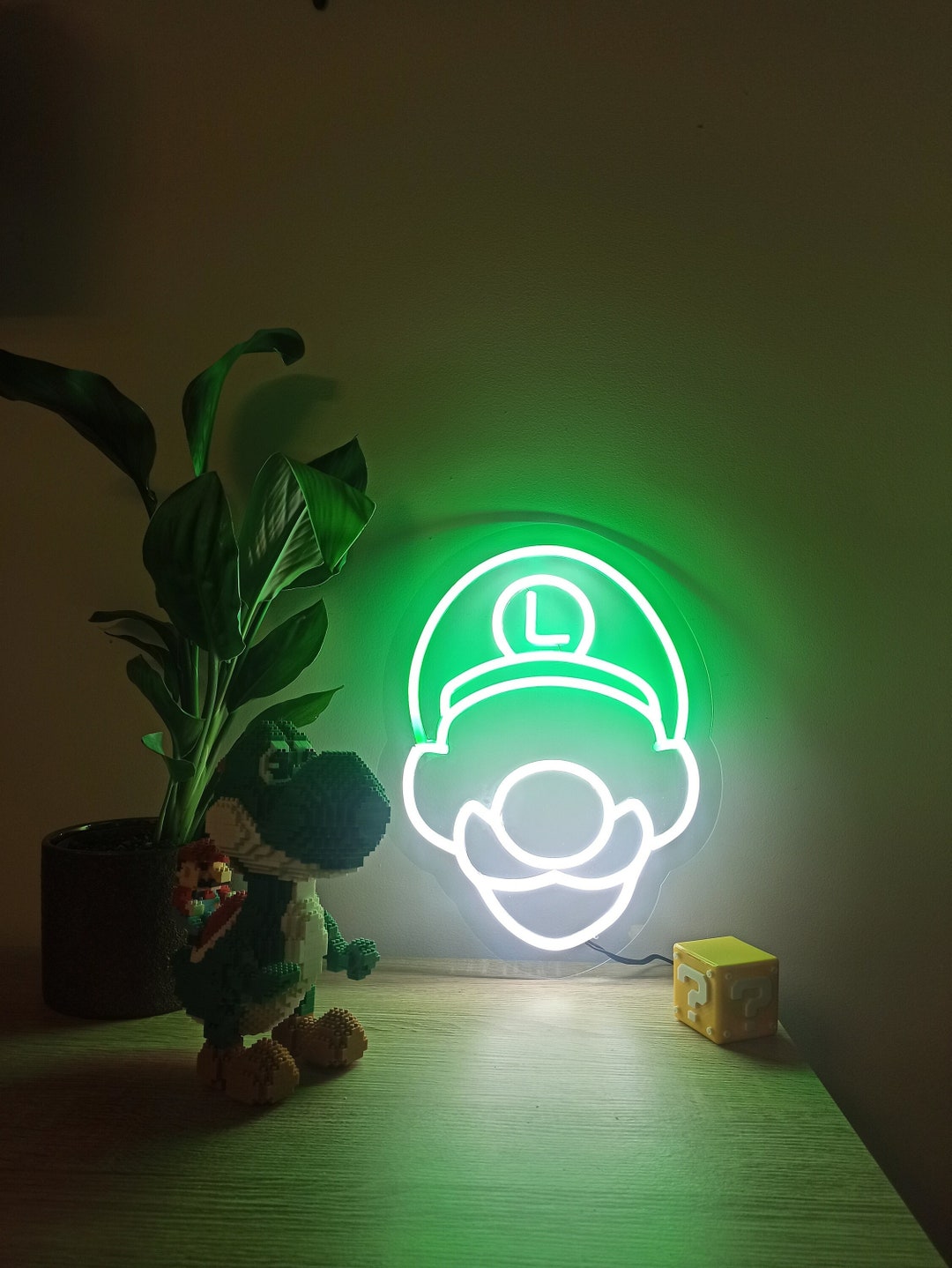 Luigi LED Neon Luigi Mario Universe Light Sign Handmade in France - Etsy