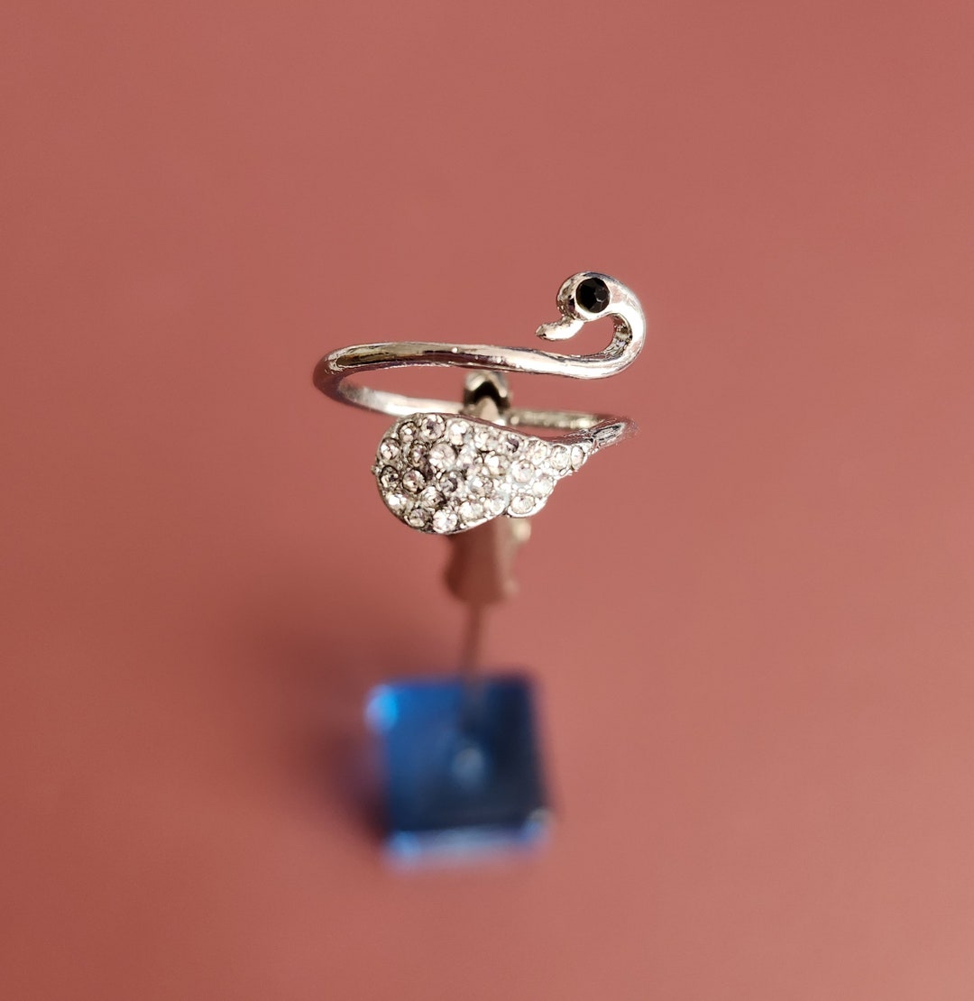 Silver and Sparkle Swan Yarn Ring: Elegant Knitting & Crochet Accessory ...