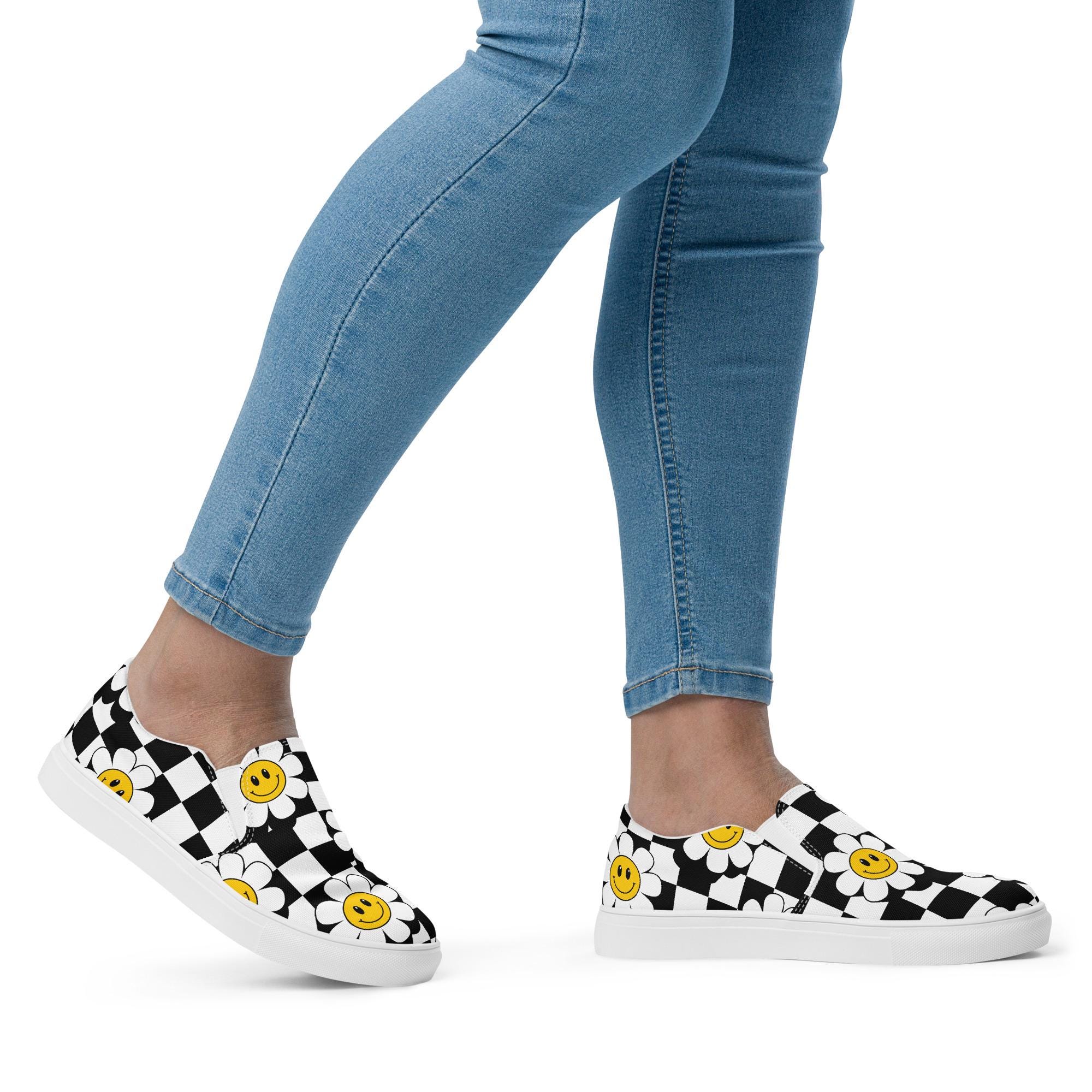 DAISY RETRO CHECKER Womens Slip-on Canvas Shoes, Smiley Face Daisy ...