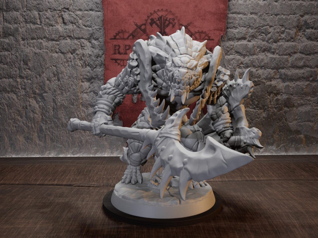Miniature Mutant Lizard With Spear and Shield Miniature for Dungeons ...