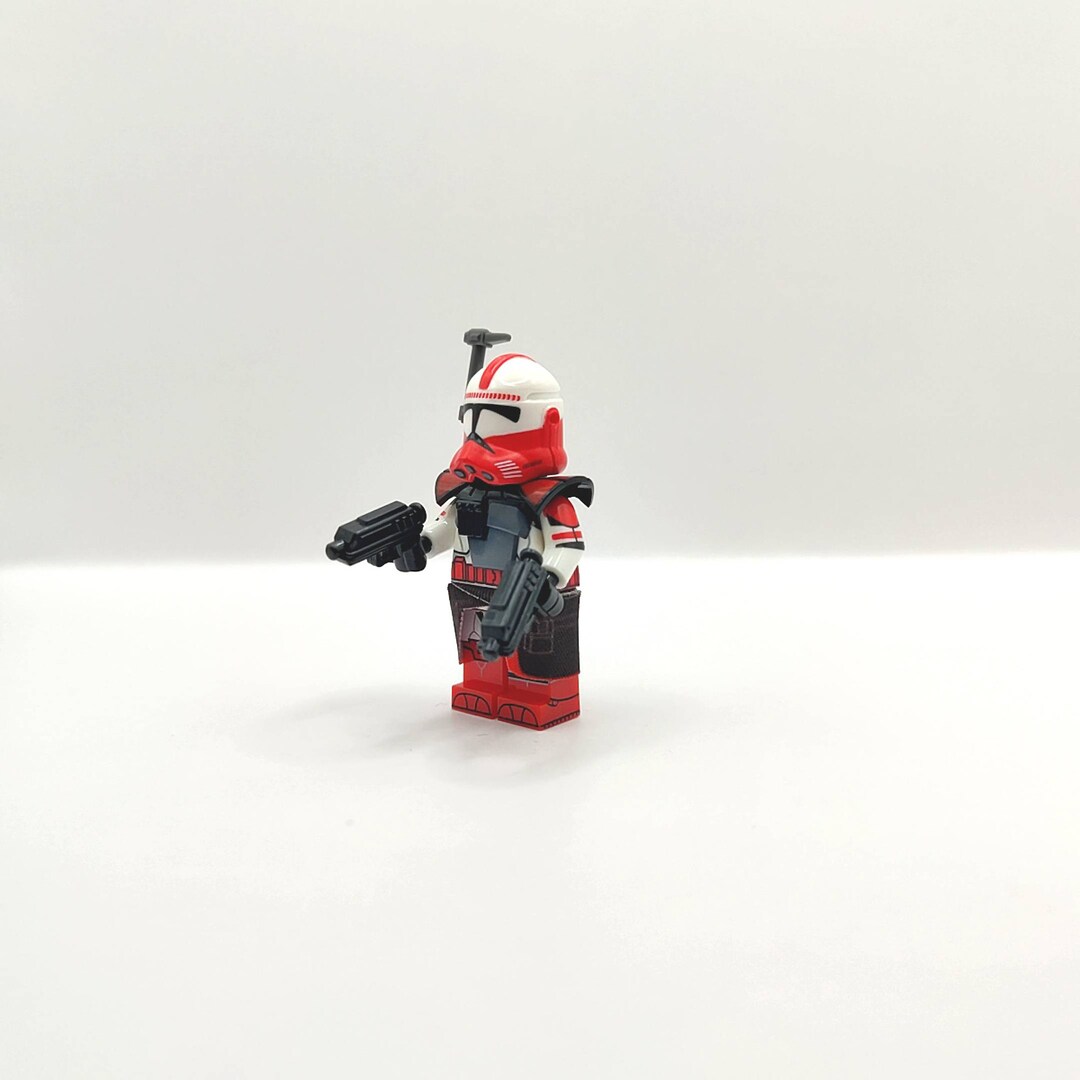Arc Clone Trooper Coruscant Phase 2 With 2x Dc-17s Blaster Pistols Kama ...
