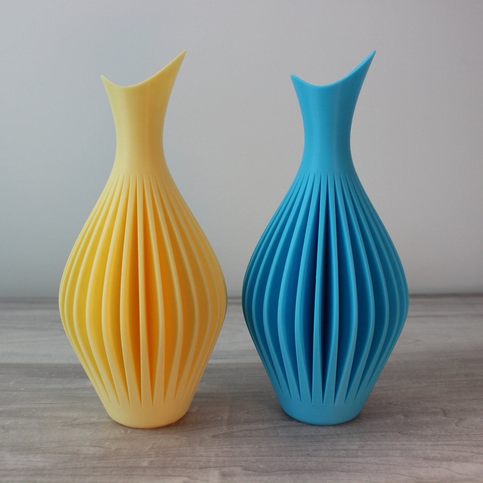 Wave Vase, 3D Printed Home Decor Gift, Sleek Vase Design - Etsy