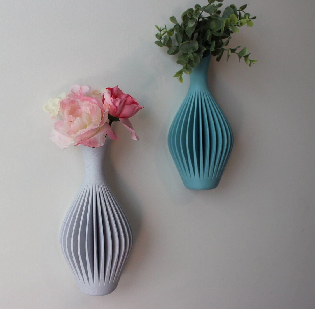 Wall Mounted Wave Vase, 3D Printed Home Decor Gift, Sleek Vase Design ...