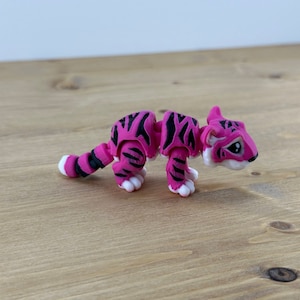 Mini Tiger Fidget Toy and Keychain, Desk Fidget Toy - Etsy