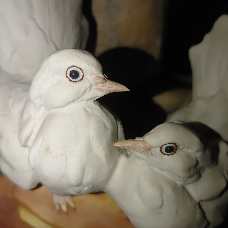 Capodimonte Doves Decorative Figurine Porcelain Italy White Birds ...