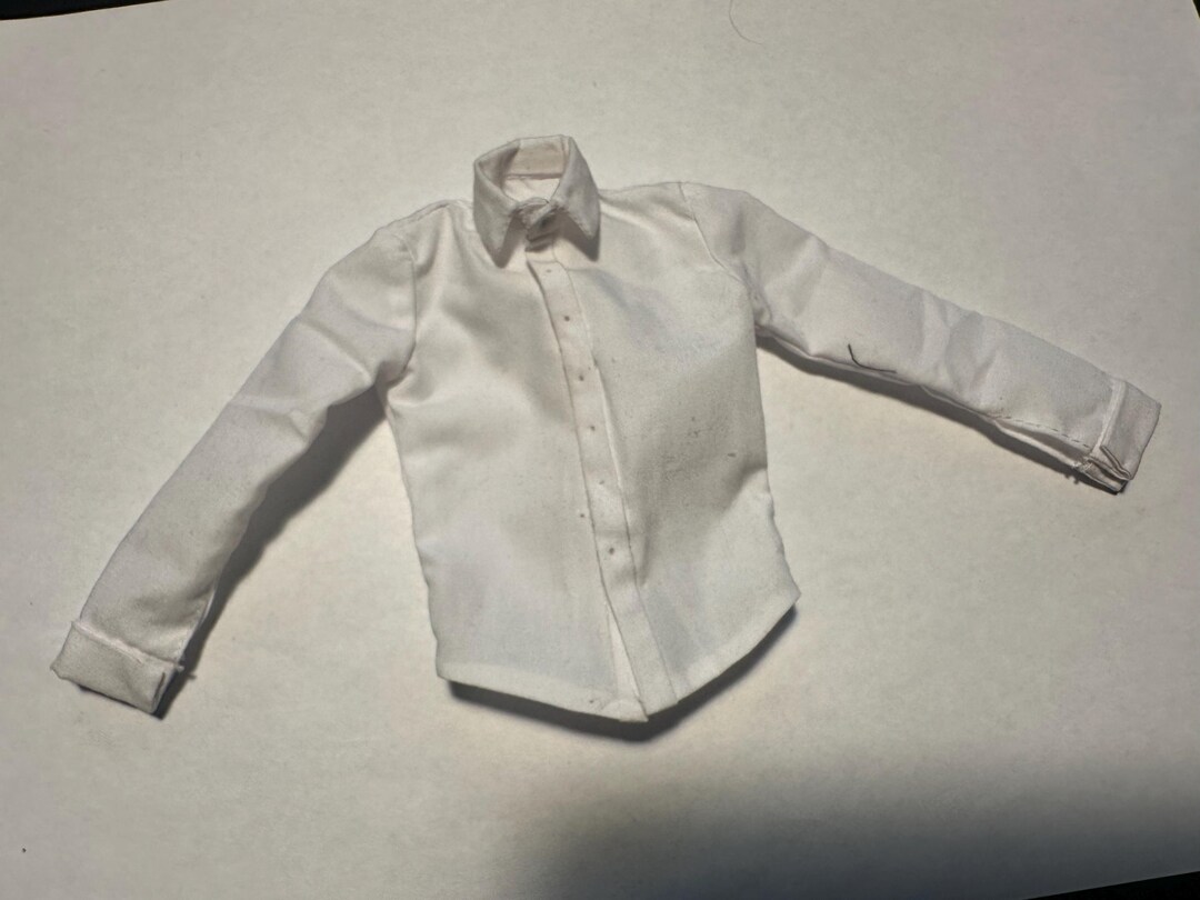 1/6 Plain White Shirt / Missing Buttons - Etsy