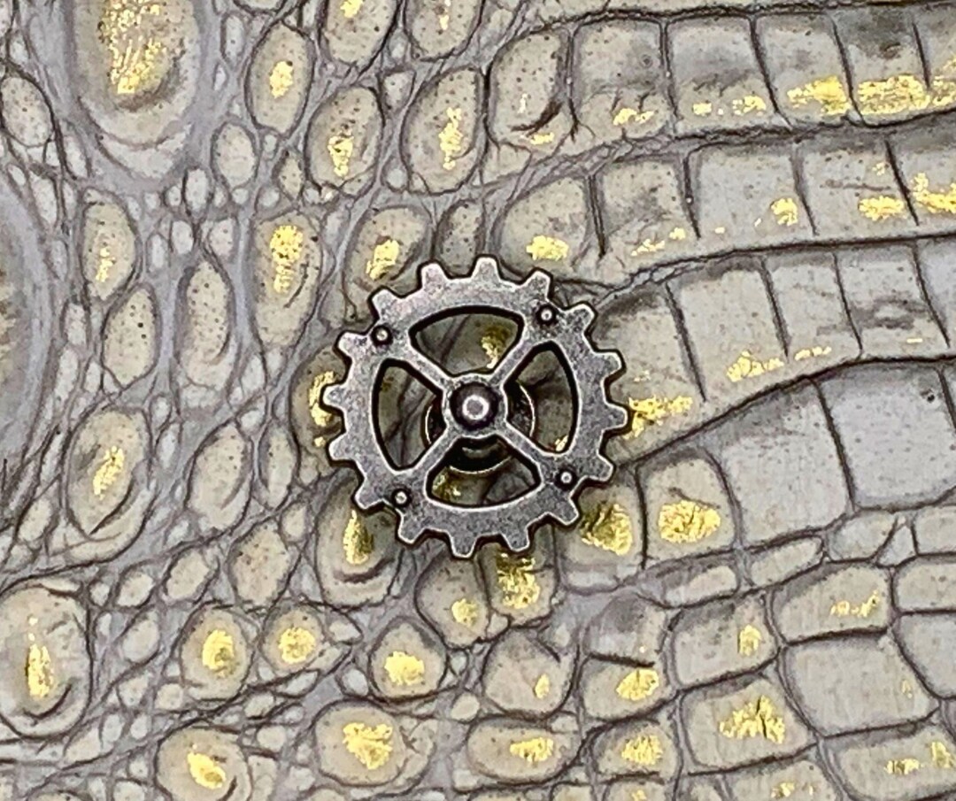 Steampunk Gear Conchomatte Antique Silver Nickelchicago Screw Back ...
