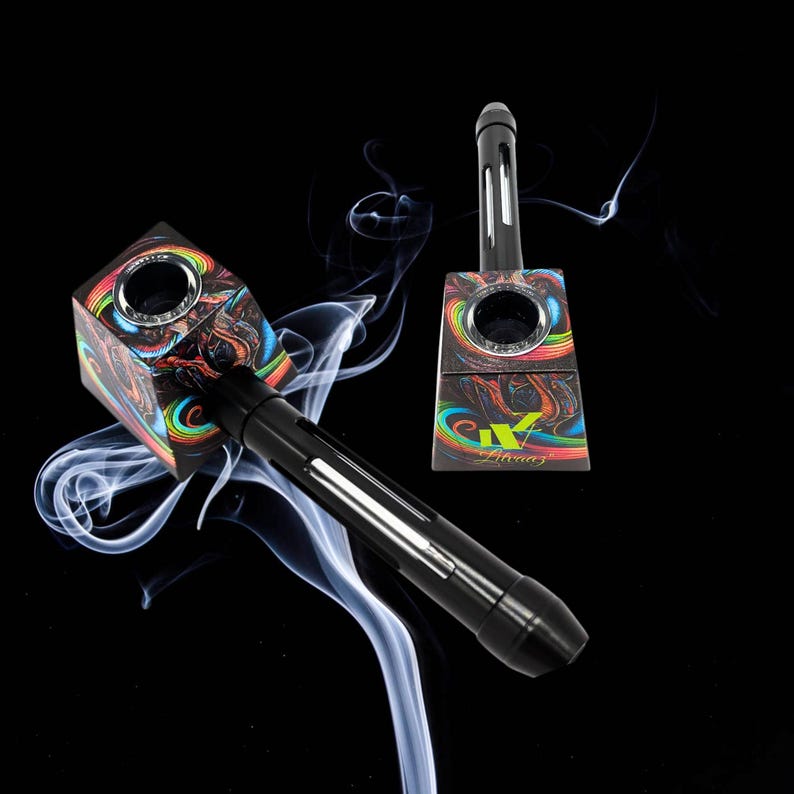 Pyramid Shaped Glass Pipe, Unique Pipe Design, High Quality for Smokers ...
