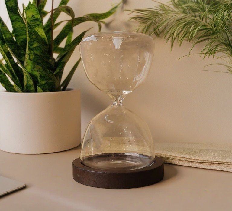 Custom Engraving Refillable Round Hourglass Bottle With Wood Base ...