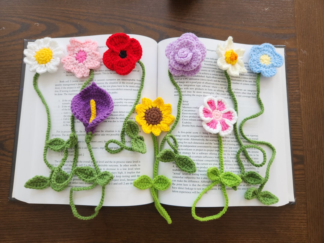 Crochet Flower Bookmarks. Crochet Car Charm, Handmade Bookmarks, Car ...