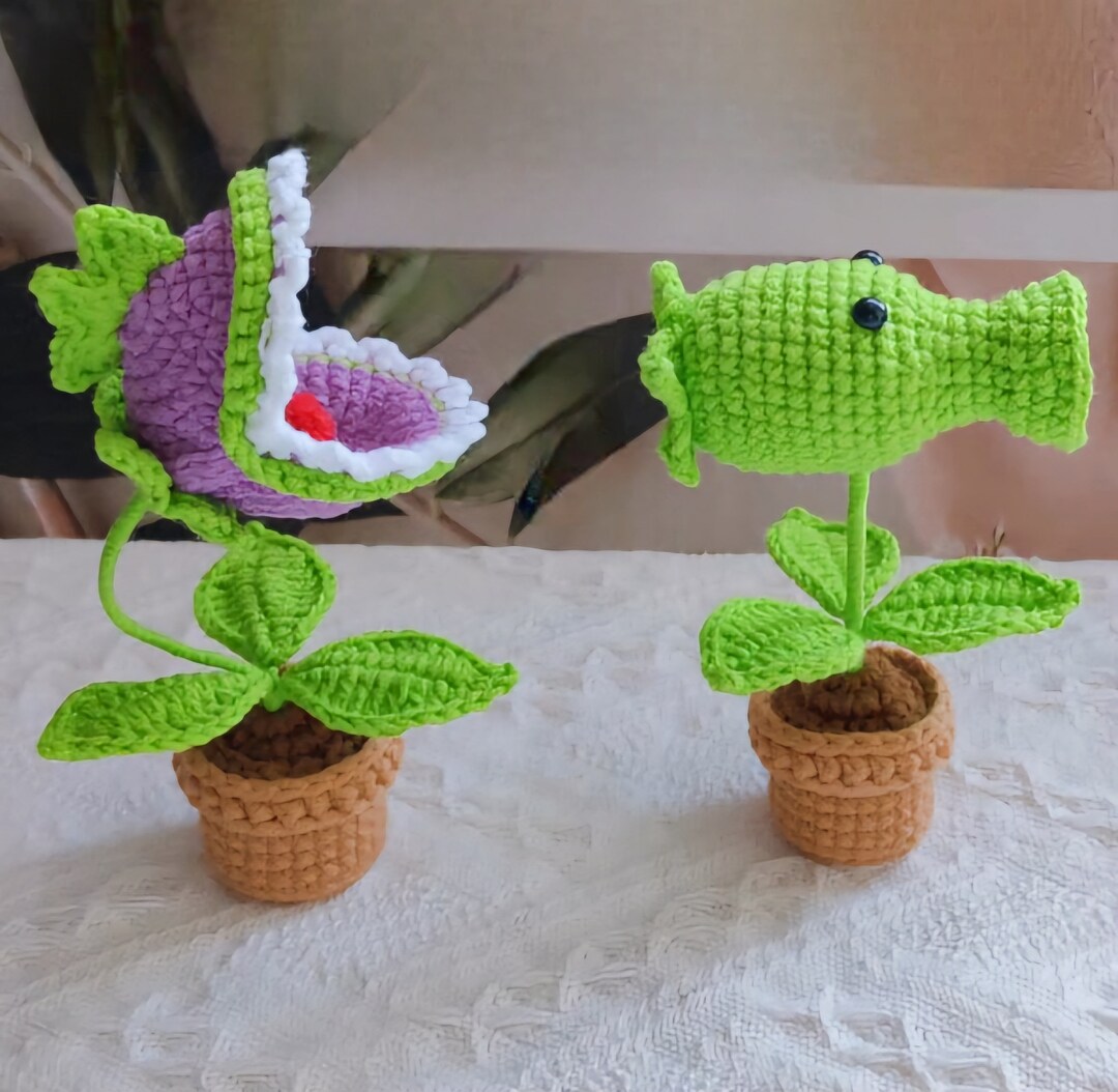 Crochet Peashooters, Chompers and Sunflowers for Plants Vs Zombies Fans ...