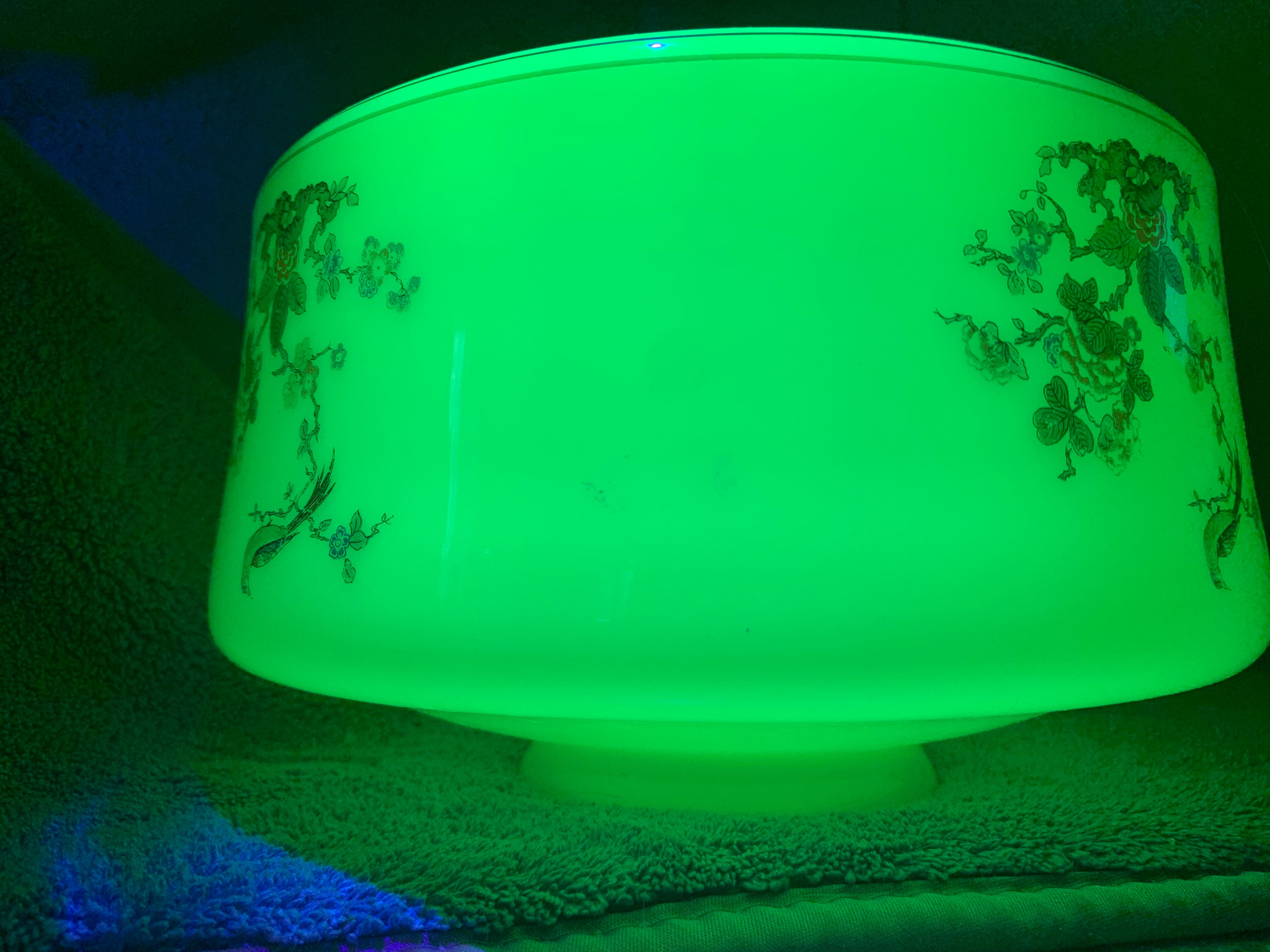 Rare Uranium Glass Lampshade Great Glow - Etsy