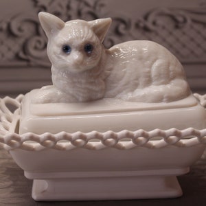 Rare Westmoreland Milk Glass Cat With Bright Blue Eyes Butter Dish - Etsy