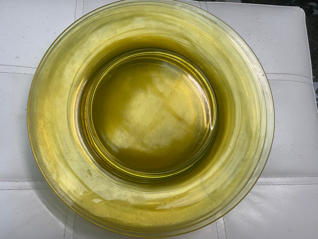 Set of 4 Vaseline Uranium Glass Plates Lovely Yellow Bright Glow - Etsy