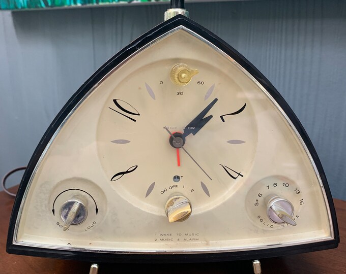 Super Rare Mid Century Modern Clock Radio Working! I Could Only Only ...