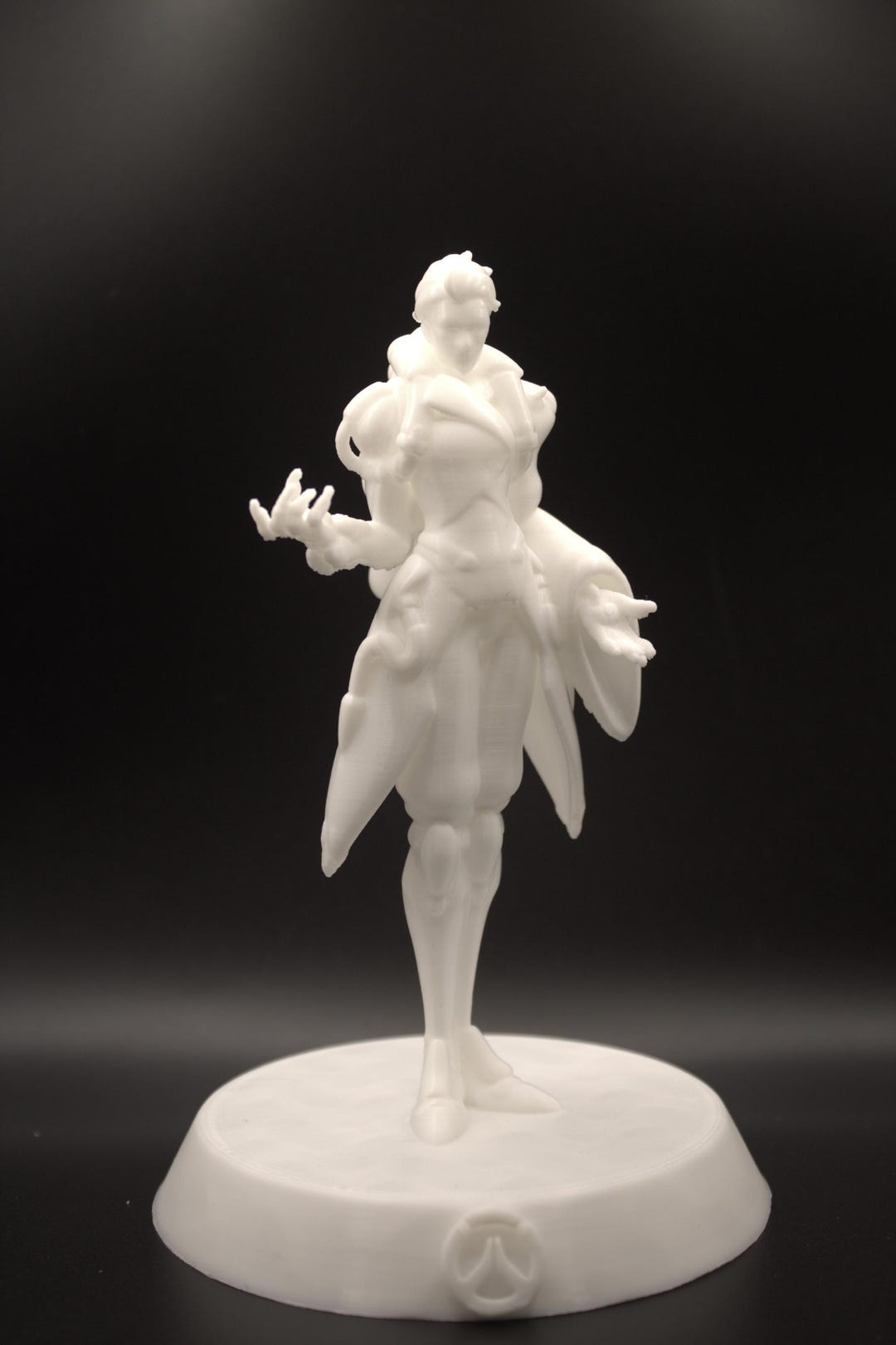 Moira Overwatch 3D Printed Statue Replica – Desk Decor, Customizable ...