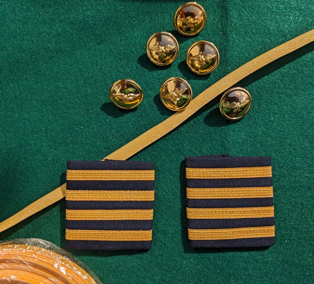 Airline Pilot Captain Uniform Shirt Epaulets,jacket Aviation Albatross ...