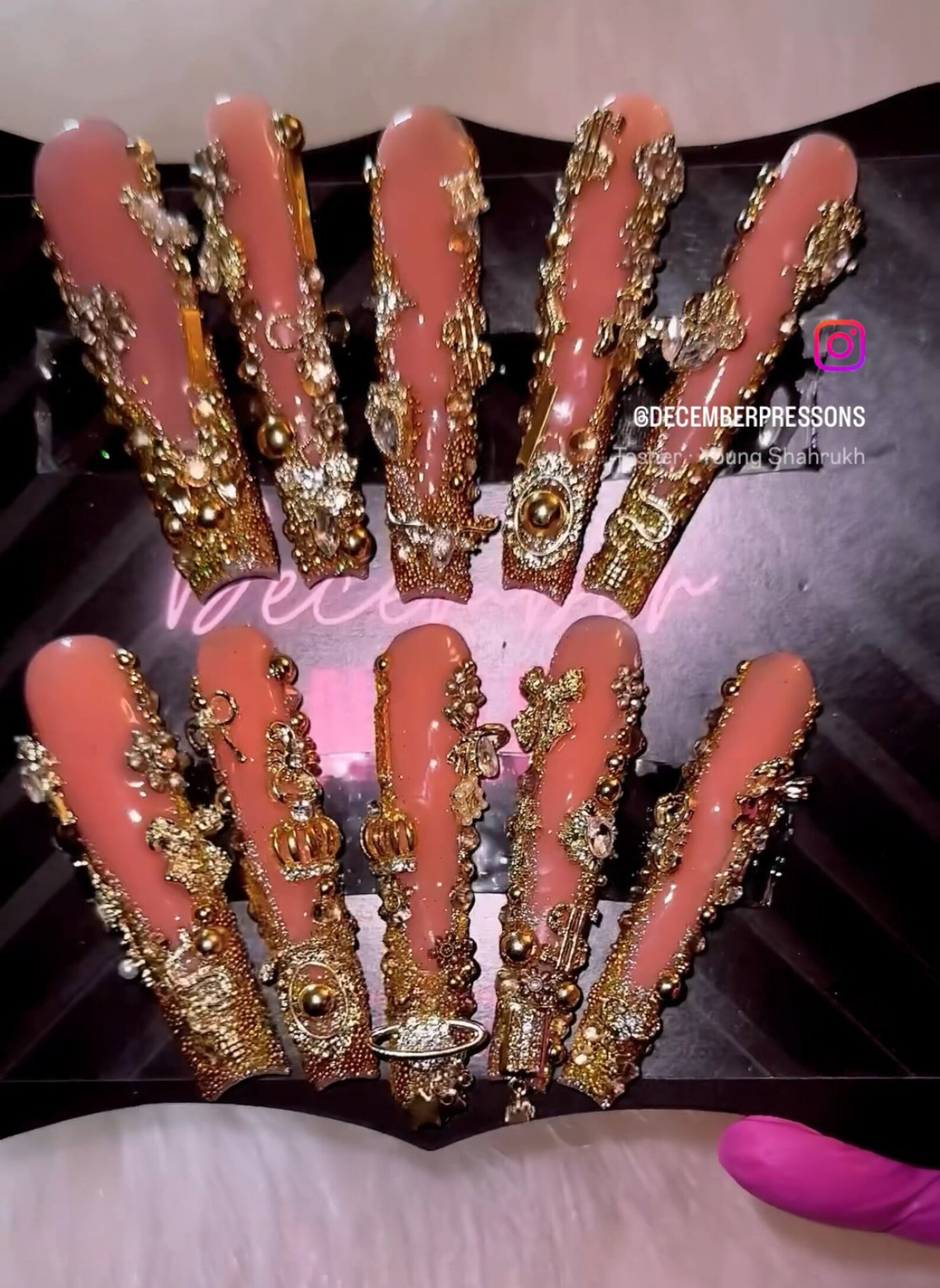 SAL Gold Bling Nails - Etsy