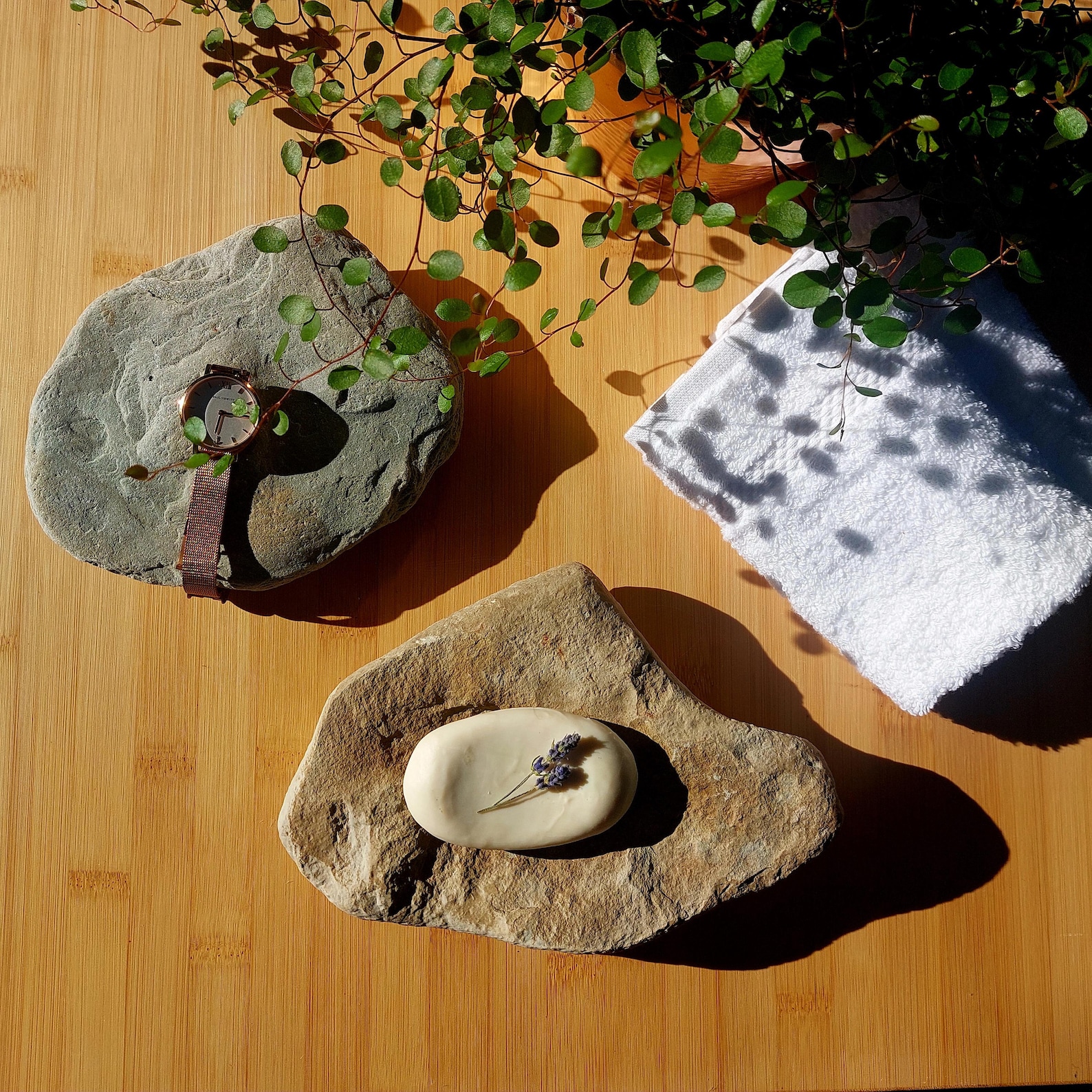 Set of 2 Natural Stones Display for Jewellery Bathroom Soap Dish Decor ...