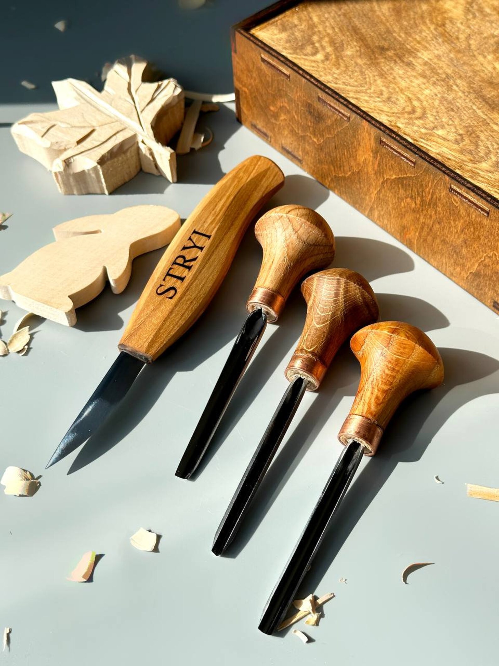 Wood Carving Set for Whittling Figurines, Palm Toolset, Forged Steel ...