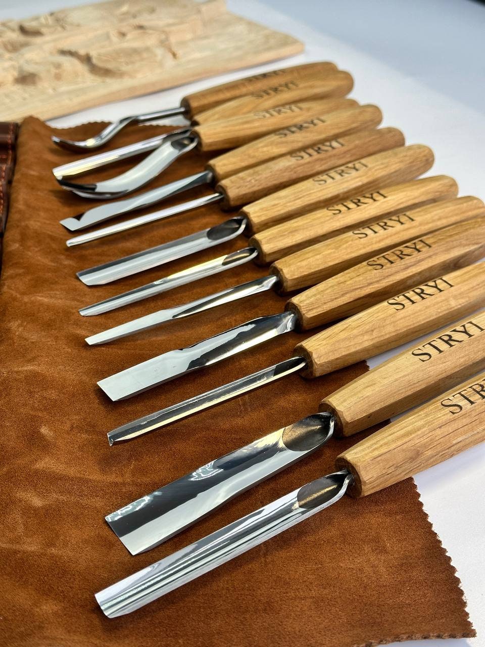 Wood Carving Set 12 Pieces in a Genuine Leather Case, Carving Chisels, Carving Toolset, Gouges ...