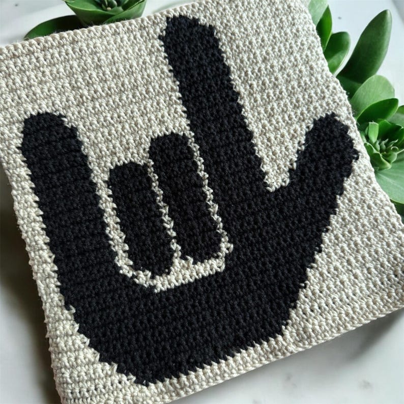 ASL Love Crochet Pattern: Tapestry Wall Art (PDF Download) - Etsy