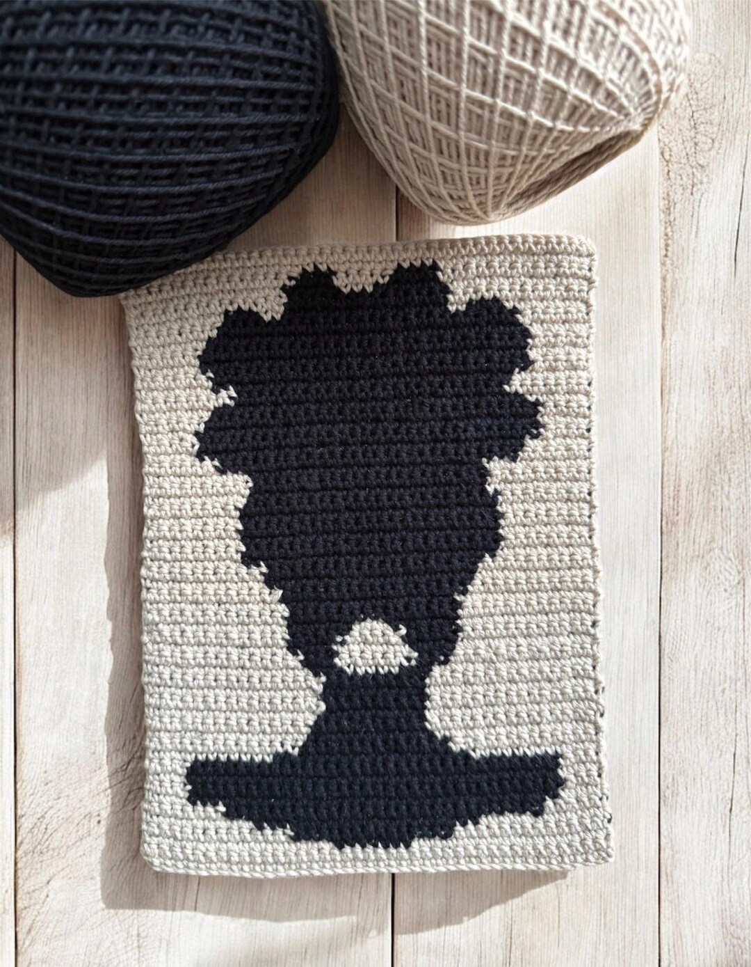 Bantu Beauty Crochet Pattern | Black Woman Silhouette Tapestry Wall Art ...