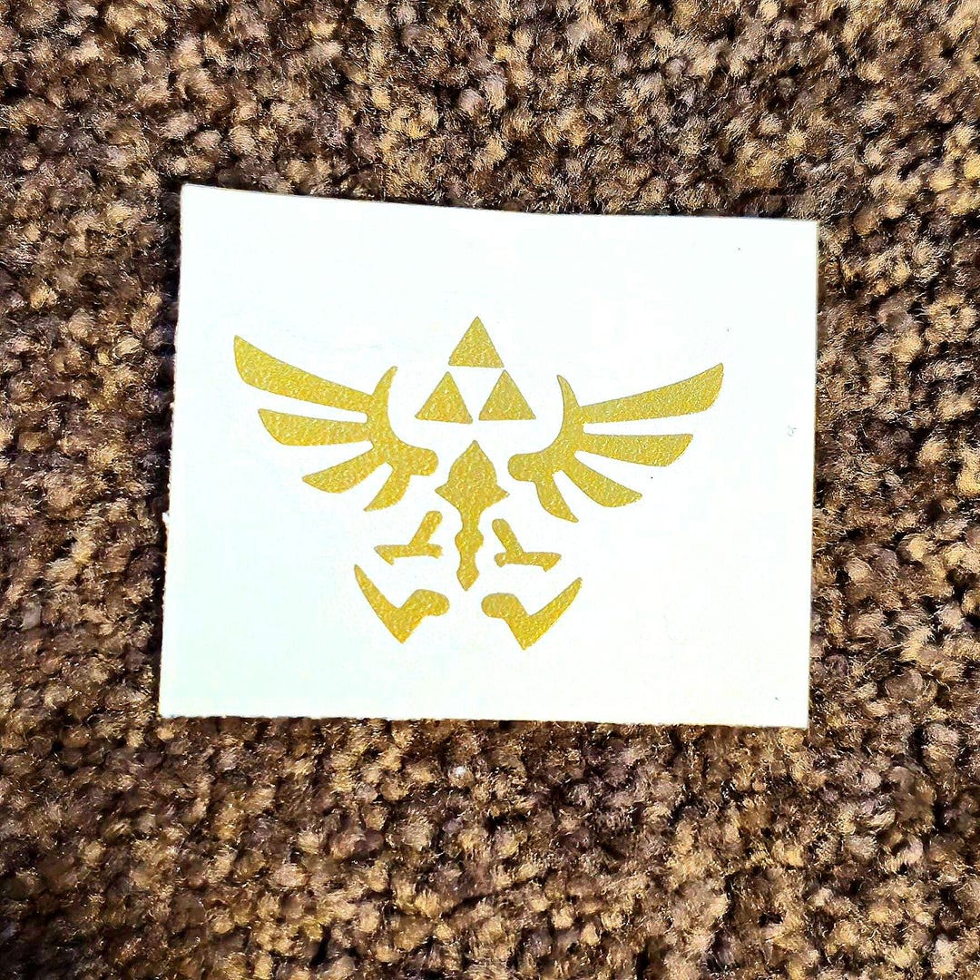 Hylian Crest Decal for Cars & Consoles Inspired by Legend of Zelda ...