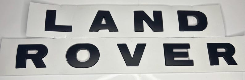 LAND ROVER Emblem Front Bonnet Badges Matte Black Text for Discovery 3/4 & Defender 90/110 Front ...