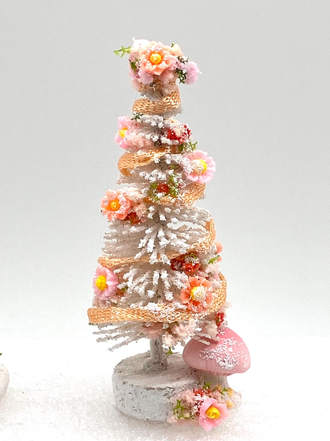 Miniature “fairy Cupcakes” Decorated Tree by Amber Matthies of the ...