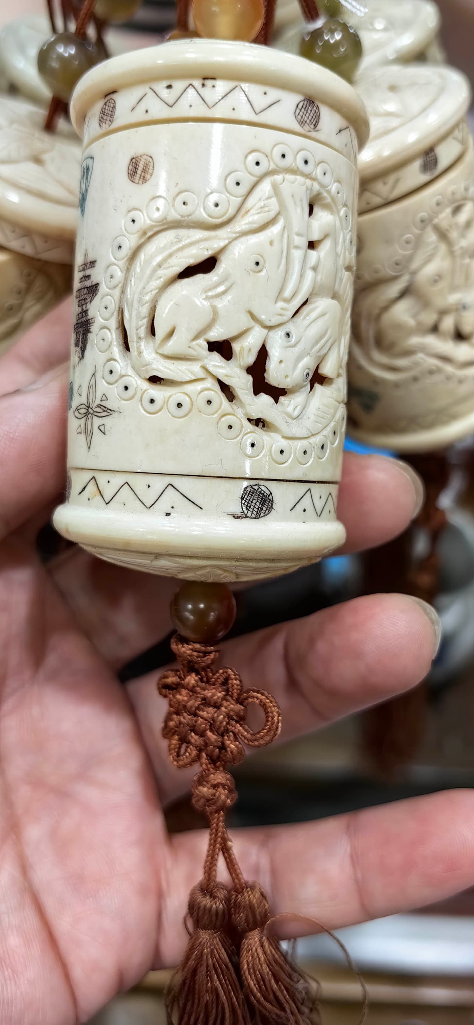 Large Carved Dragon Bone Lantern Craft, Tribal Animal Skull Carvings ...