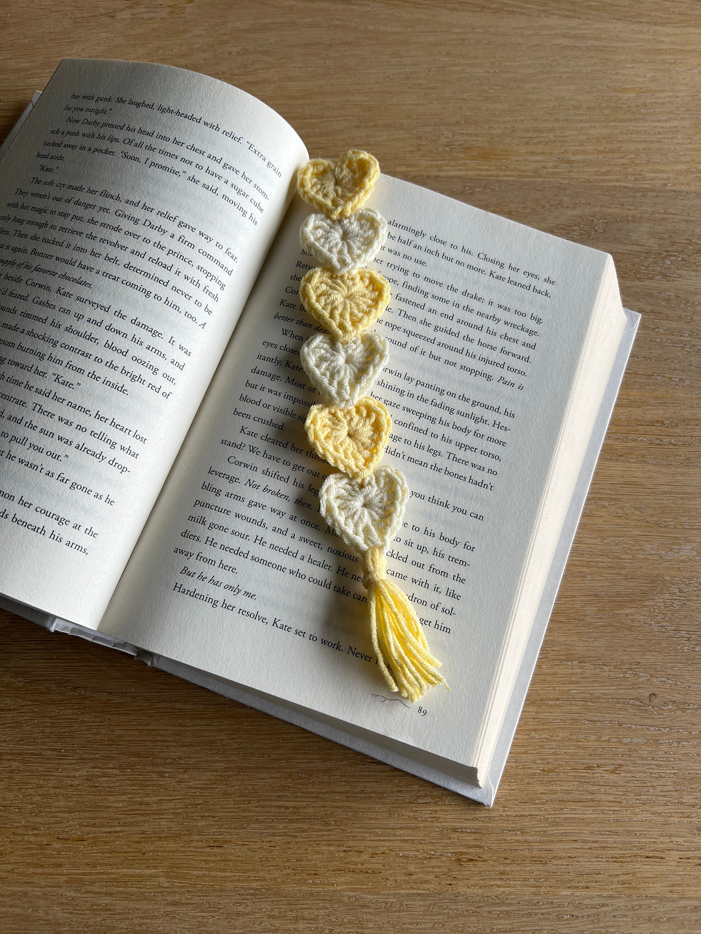 2 Heart Crochet Bookmarks. Perfect Cute Gift for Friends and Family - Etsy