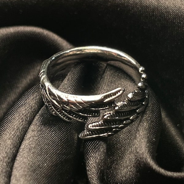 Gold Angel Wing Ring - Etsy