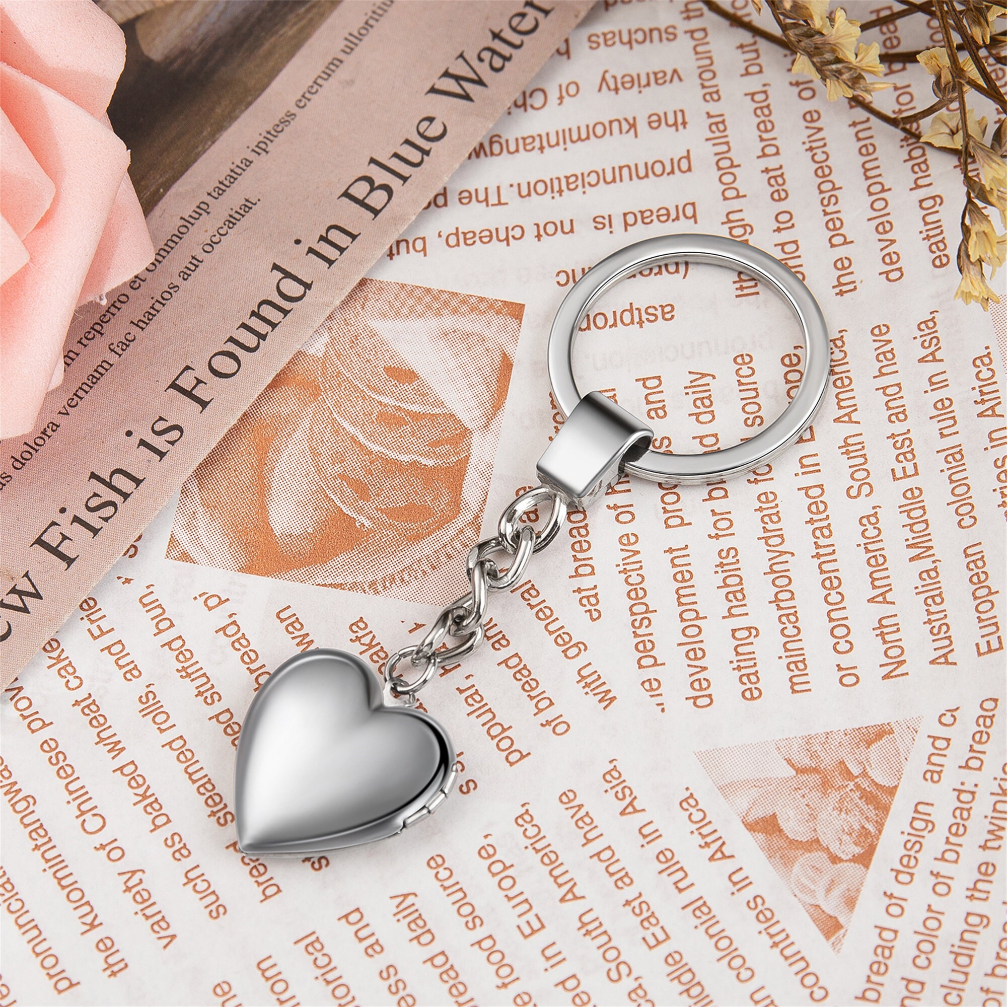 Heart Locket Key Chain, Remembrance Photo Locket Keychain, Heart ...