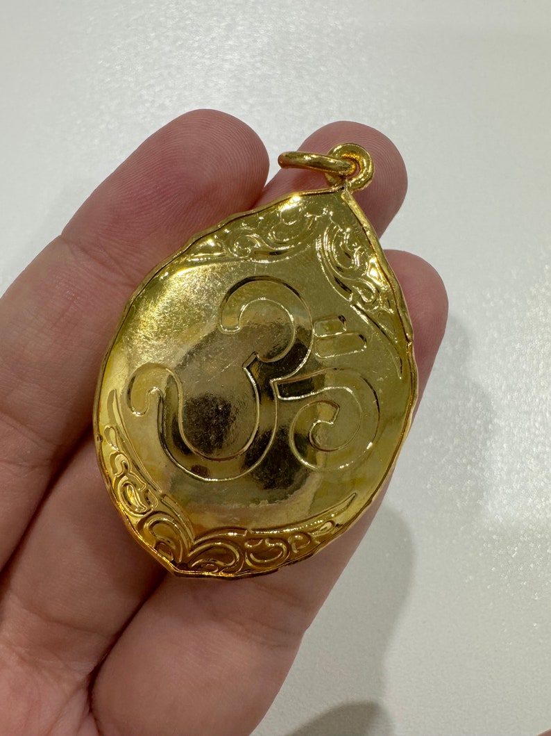 Lakshmi Necklace Hindu Shakti Goddess Blessed Laxmi Amulet Pendant - Etsy