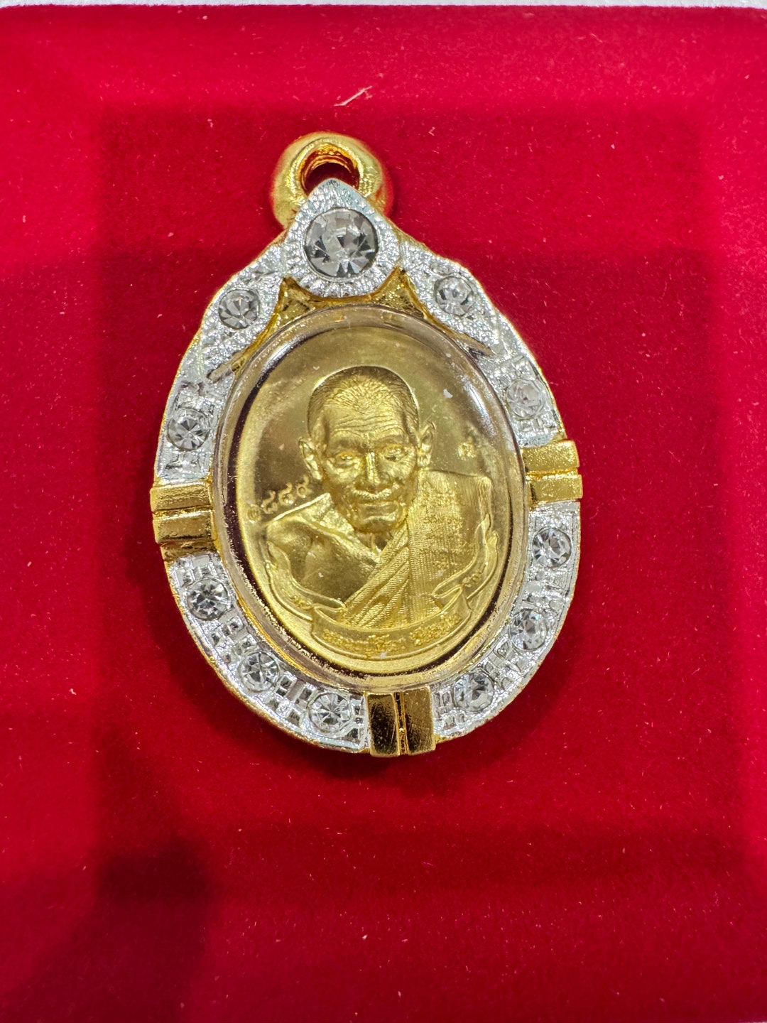 Phra LP Sila 96.5% Gold Amulet, Saen Kaew Manee Choti Shark Rian for ...