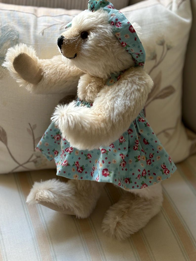 Collectors Bear, Molly. Traditional Style Artist Teddy Bear. - Etsy