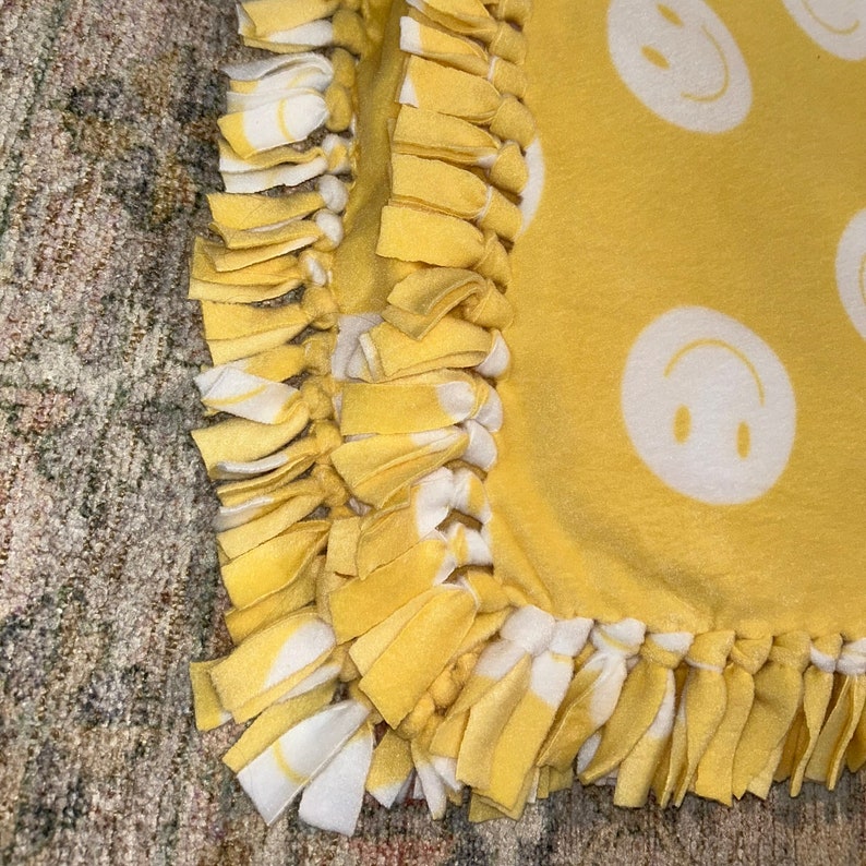 Smiley Face Fleece Throw Blanket - Etsy