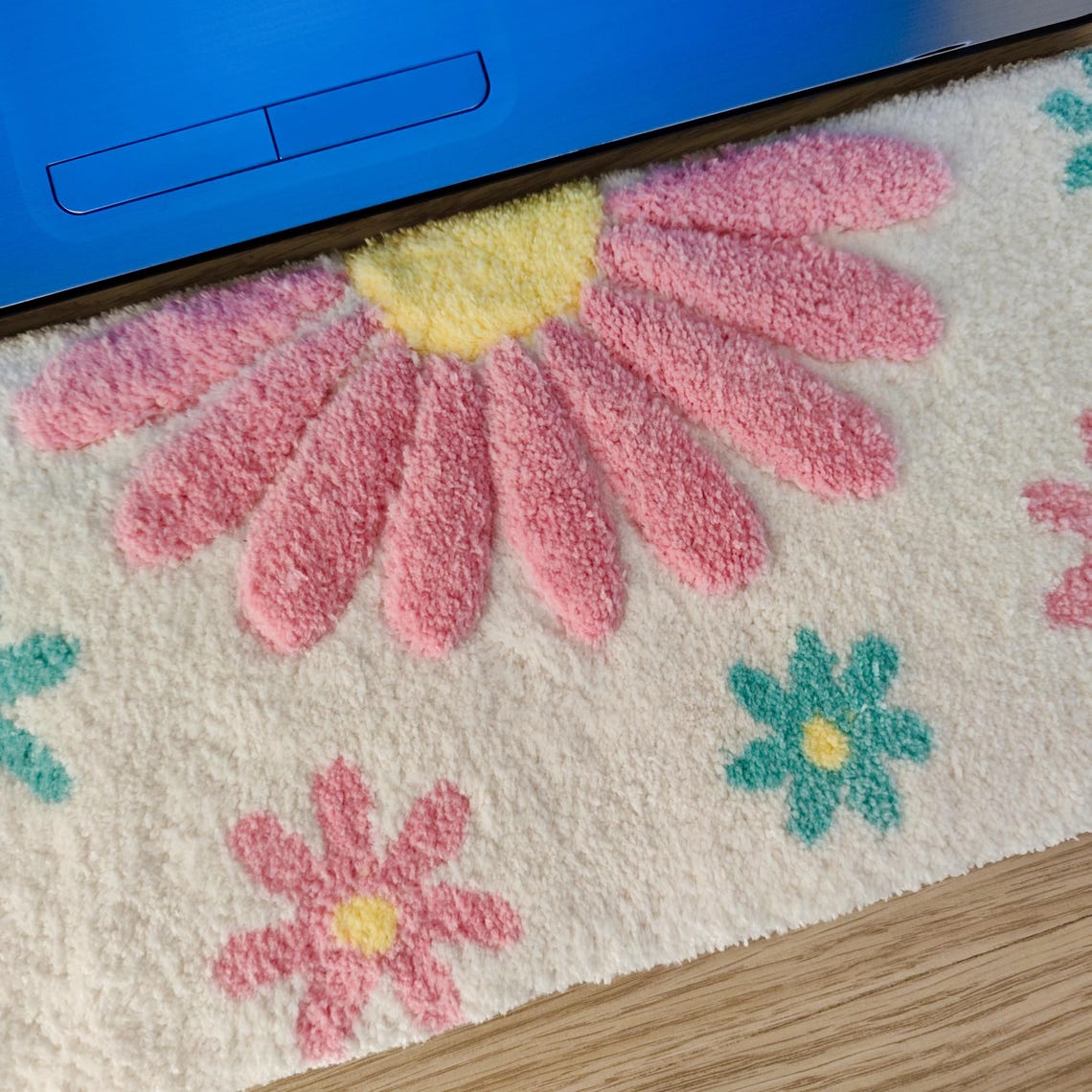 Handmade Tufted Daisy Keyboard Rug: Pink Flower Desk Mat - Etsy