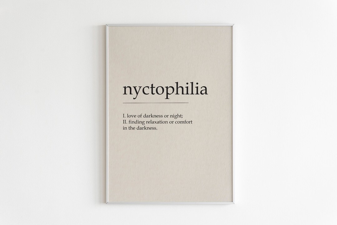 Nyctophilia Poster, Definition Poster, Wanddekoration, Wandkunst ...