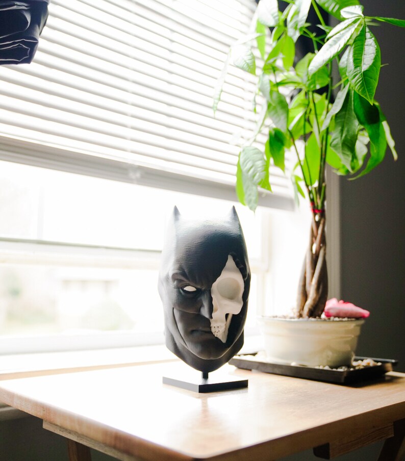 Batman Skull 3D Statue - Etsy