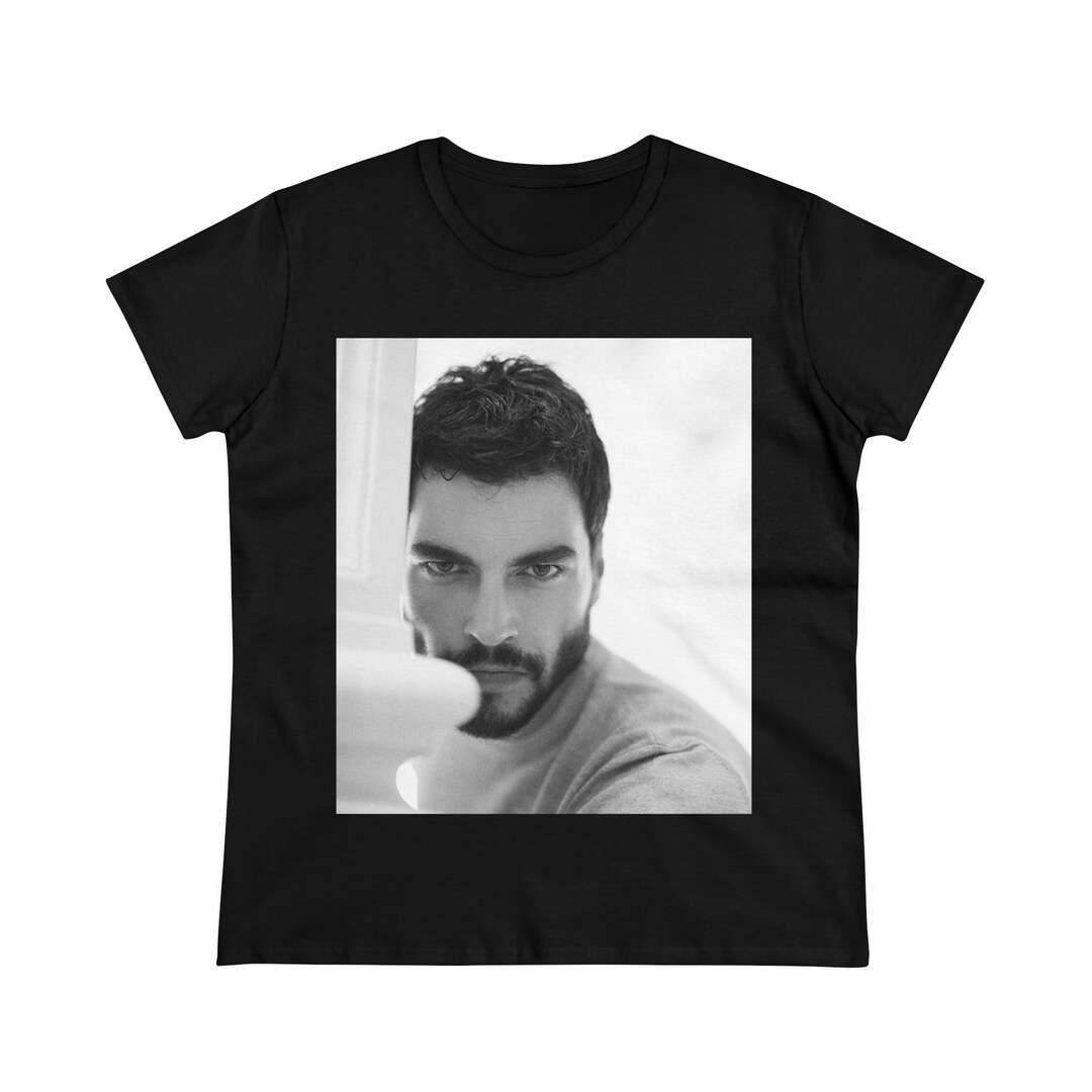 Turkish Actor Akin Akinozu of Hercai Women's Cotton Tee - Etsy