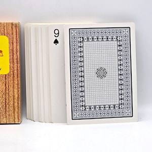 Big Dealer Plastic Coated Playing Cards Set With Jokers Made in Hong ...