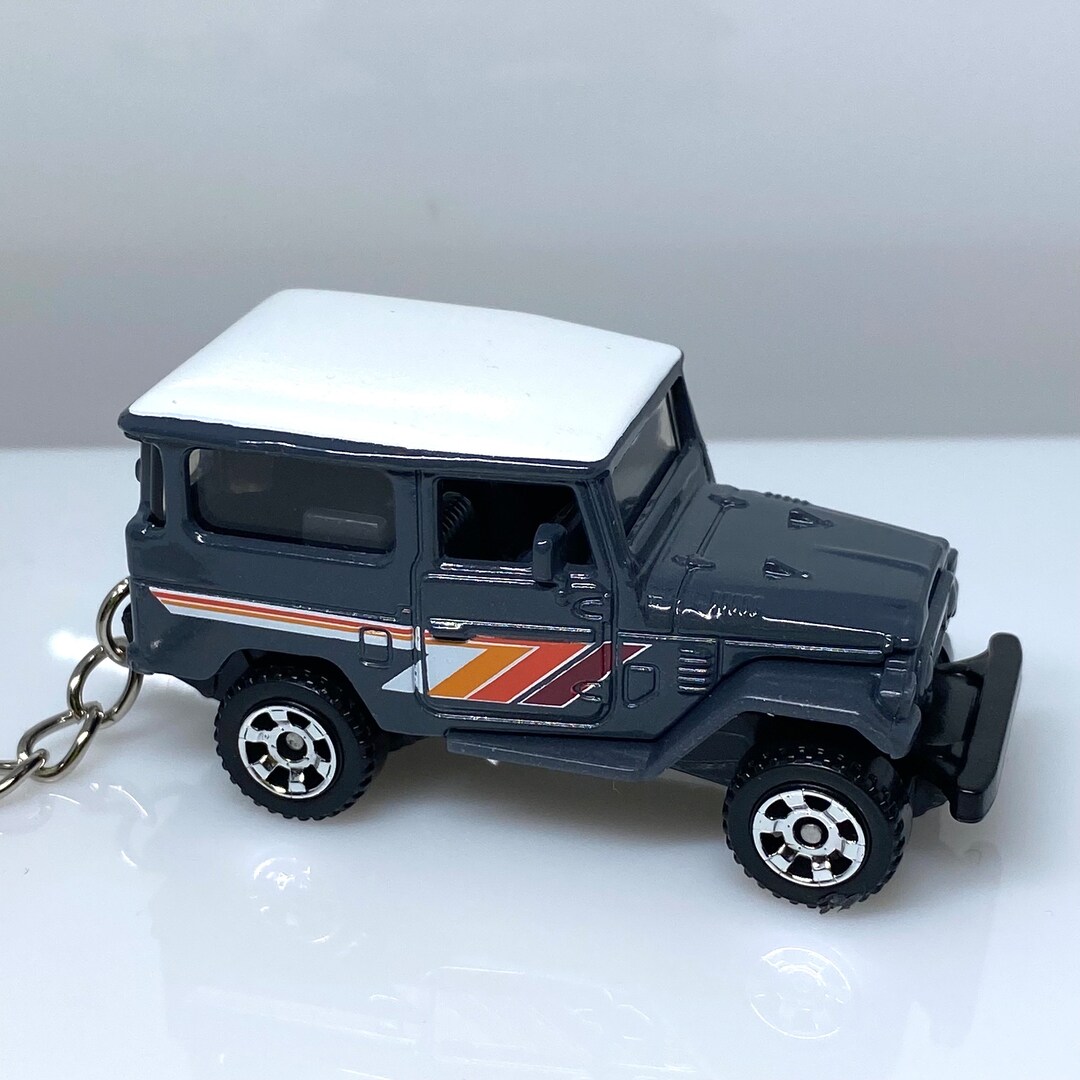 1968 Toyota FJ40 Land Cruiser Made Keychain ~ Official MATCHBOX ...