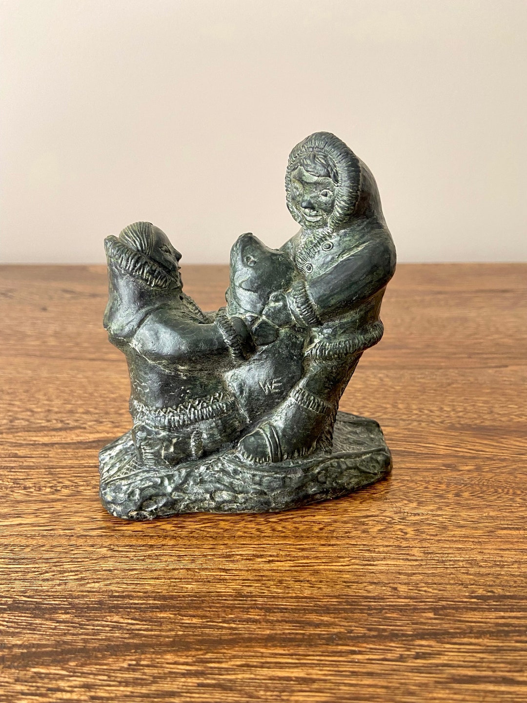 Vintage A Wolf Original Soapstone Carving of an Couple With a Baby Seal ...