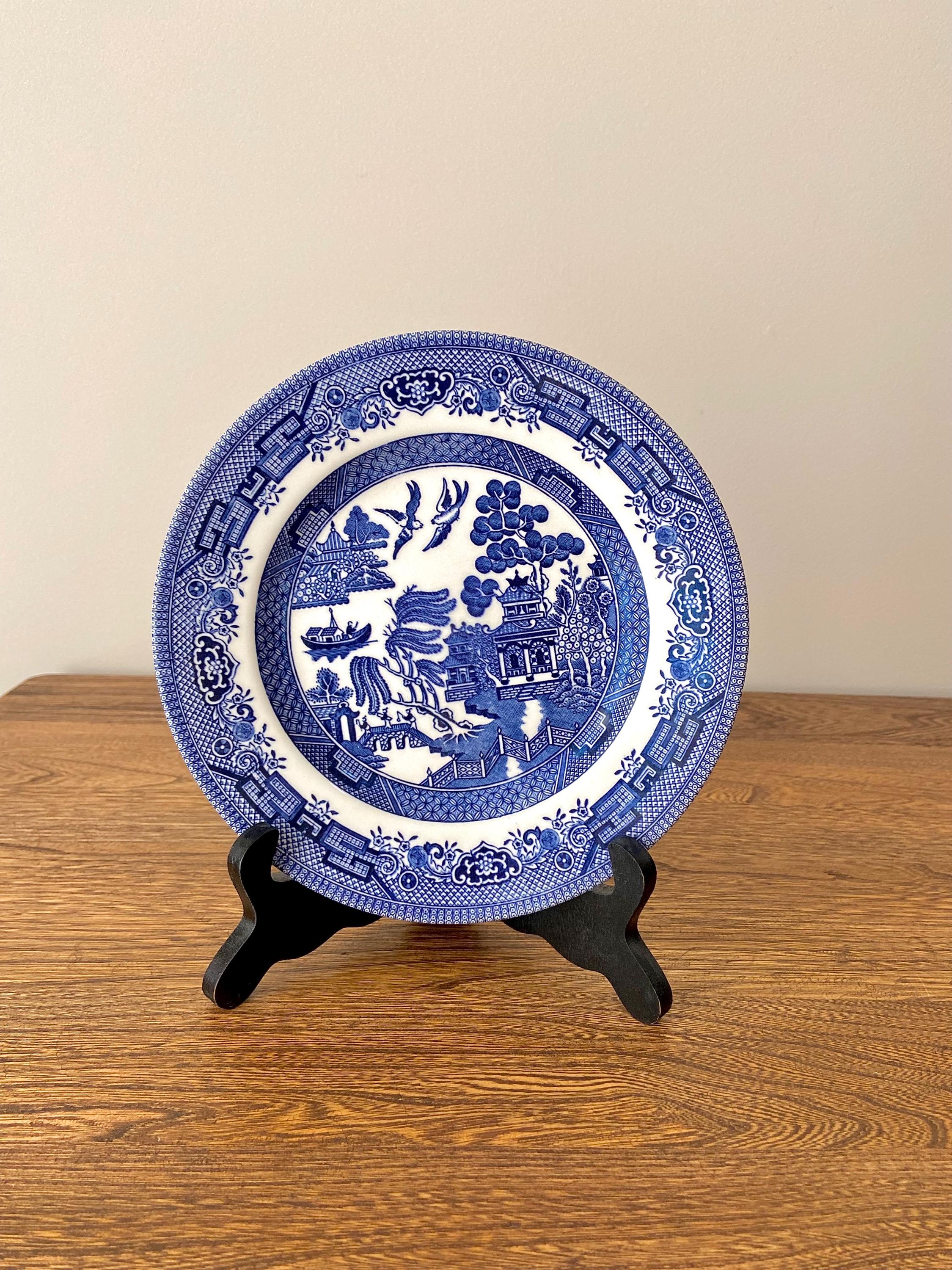 Vintage Churchill Blue Willow 8" Plate, Blue and White Ceramic ...