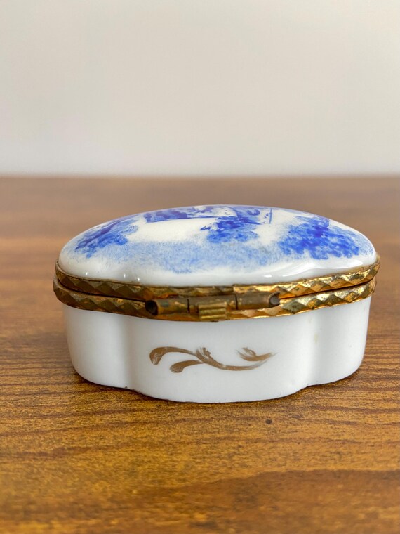 Rare Antique Porcelain Trinket Box with Hand Painted … - Gem