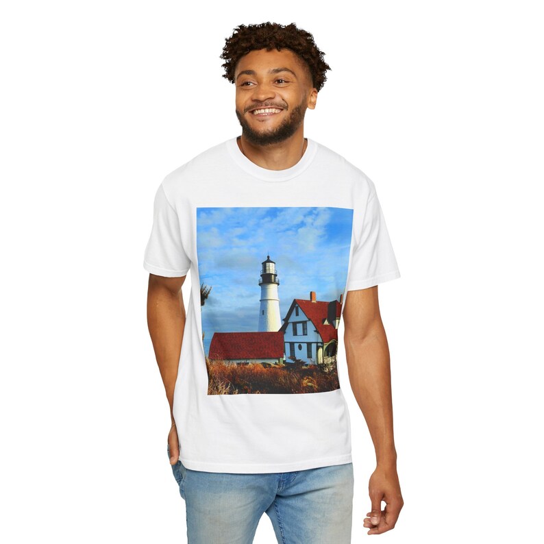 Country House Graphic T-shirt, Authentic House Illustration Design ...