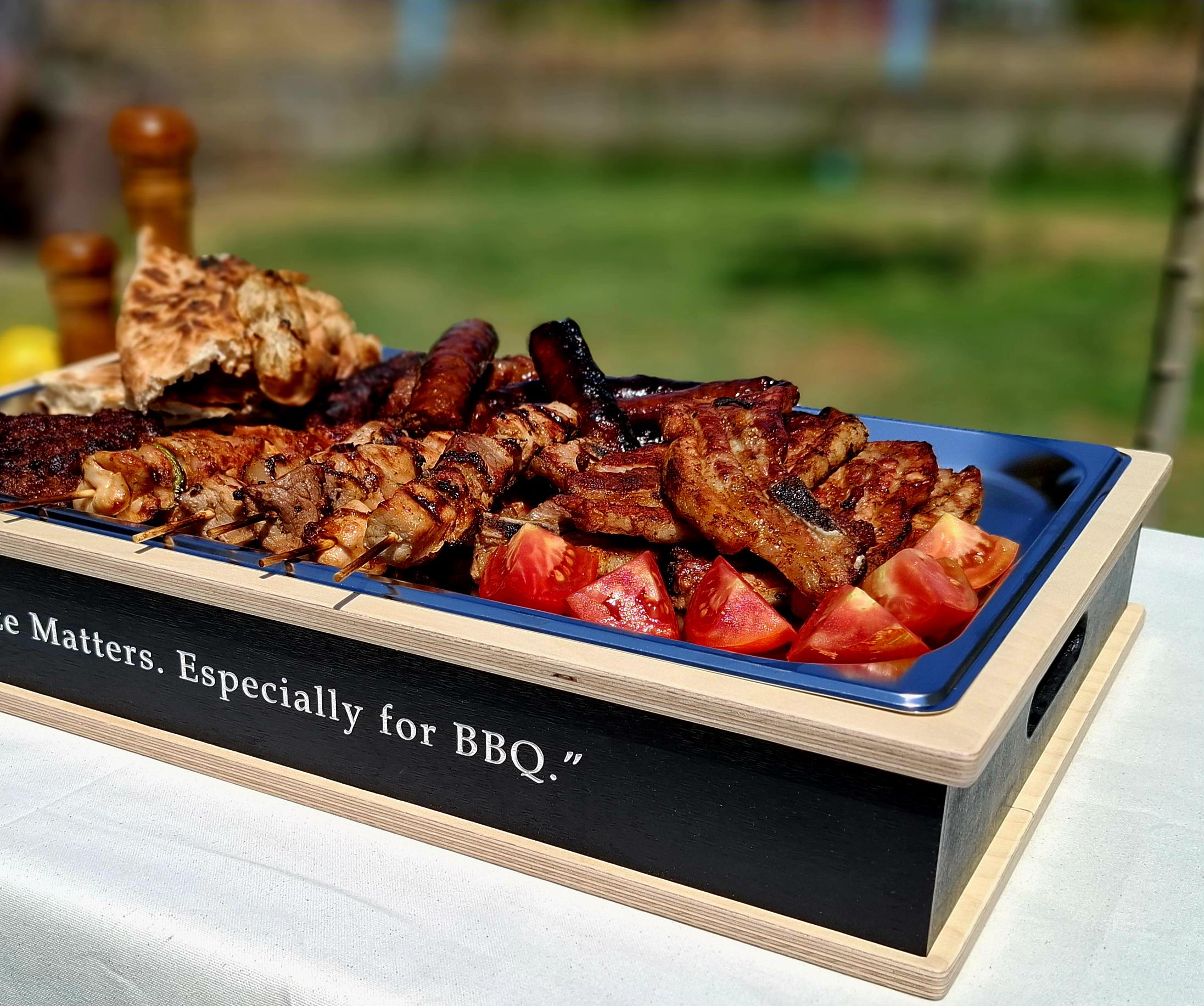 XXL BBQ Serving Tray With Lid: Handmade Rustic Grill Master Couchbar - Etsy