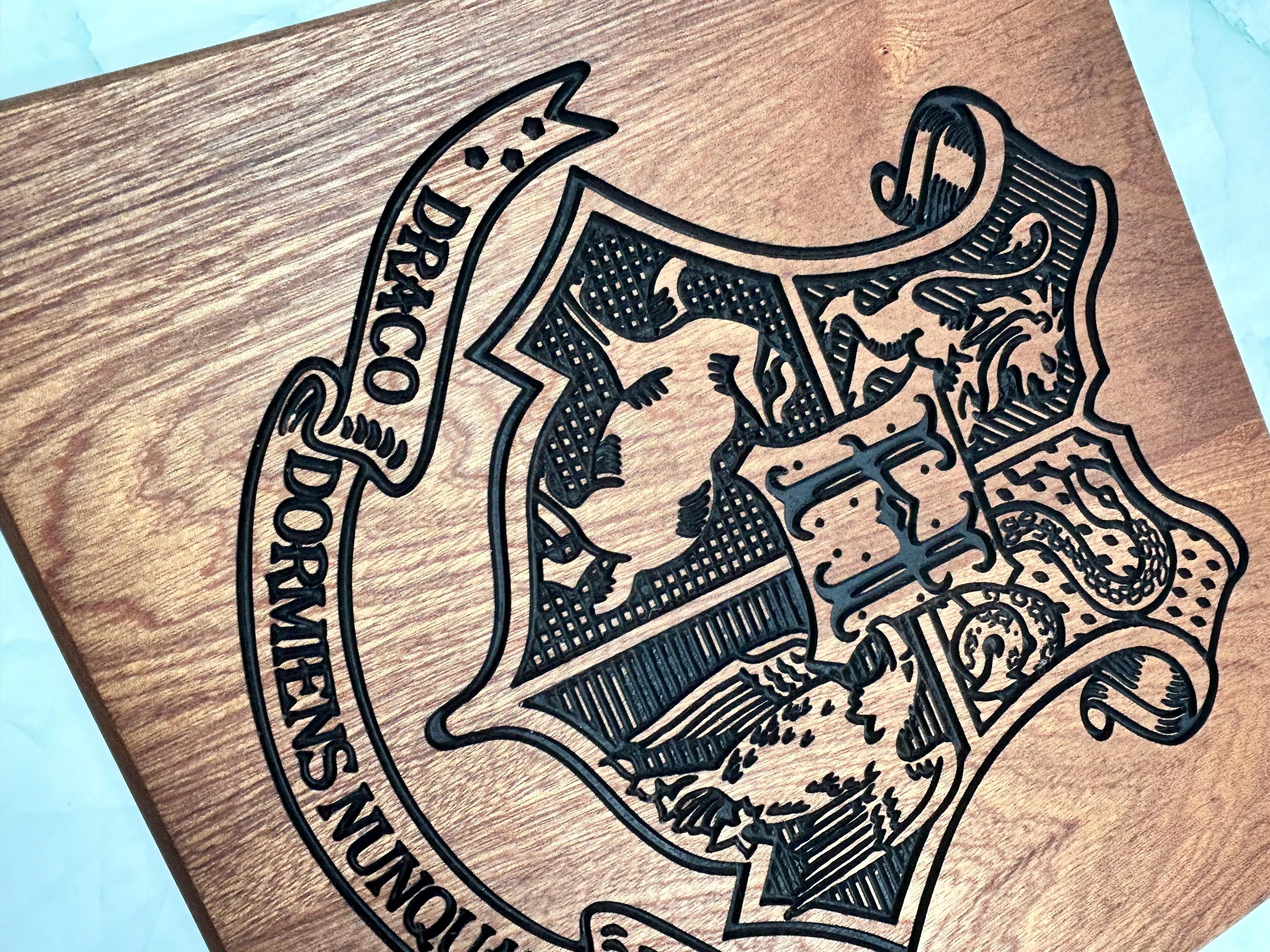 Harry Potter Hogwarts Crest Carved Plaque Gryffindor, Hufflepuff ...